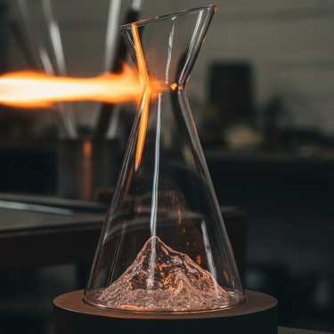 Mount Matterhorn water carafe 1 liter capacity